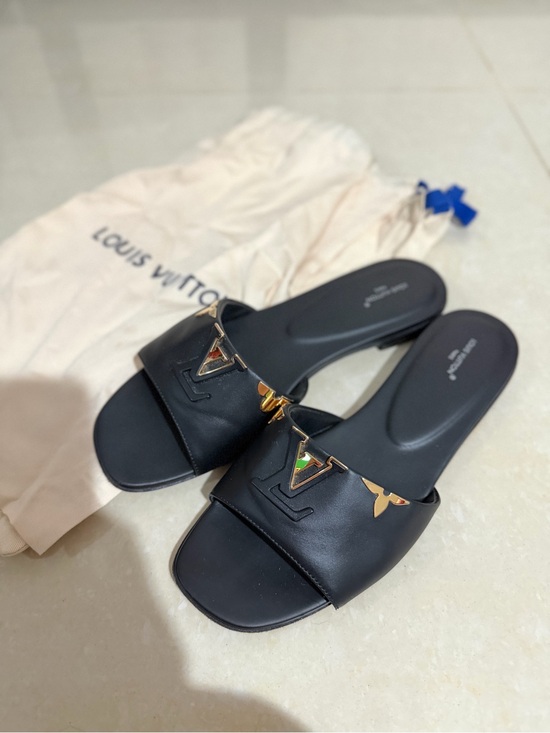 Louis Vuitton | Shoes | Authentic Louis Vuitton Lv Mare Flat Mule Black ...